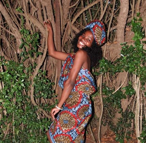 Casal Jovens Não Aguentei Com A Dança Então Com Apenas 21 Anos Minha