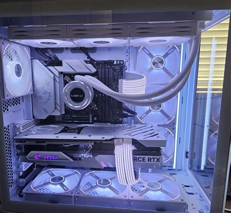 My First Build (O11D EVO - White Build) : r/lianli