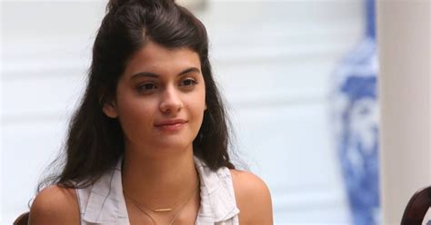 Who Plays Sabrina On The Mick Sofia Black Delia Has An Impressive