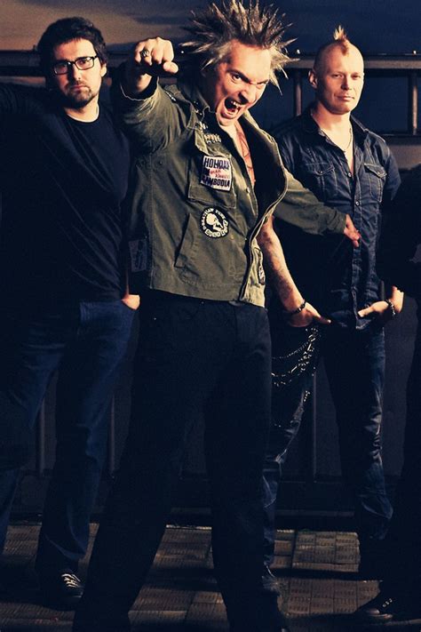 Создать мем король и шут и Rammstein король и шут и рамштайн постер