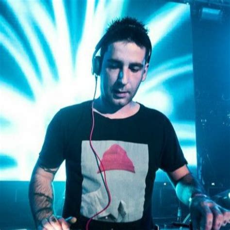 Stream Sied Van Riel Live First Sessions 002 Etnfm 14012005 By