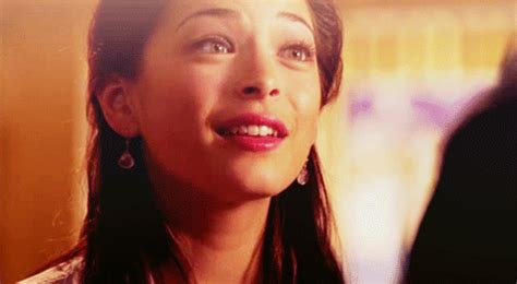 Гифка красавица и чудовище тайны смолвиля кристин кройк гиф картинка скачать анимированный 