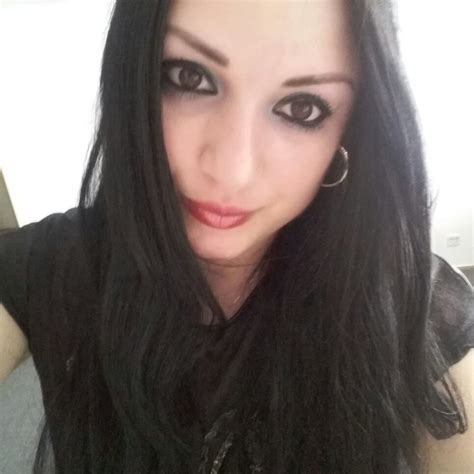 Erotic Lorra Webcam Show Strip Chat