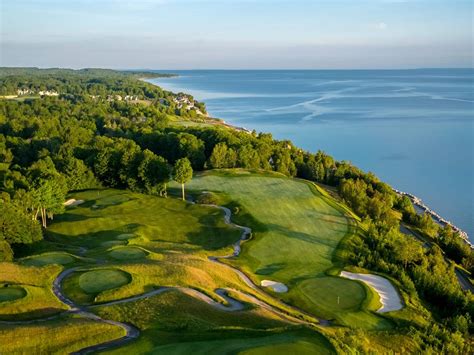 Golf 45 Beautiful Holes Near Lake Michigan Inn At Bay Harbor