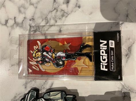 Figpin Nuka Cola Girl And T 60 Armor 3824968028
