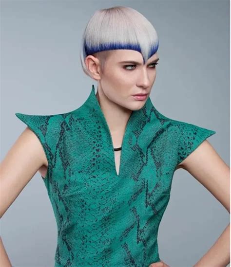 Stunning Blunt Bob With Bangs To Try In Stunning Blunt Bob With Bangs To Try In