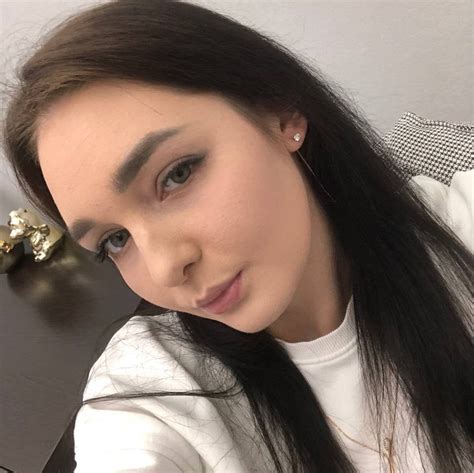 Pretty Anniee Free Live Webcam Show Xxx Chat Xhamsterlive