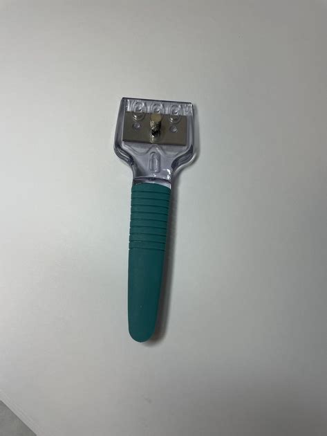 Кухонный скребок для очистки плитки Wenko пластик нержавеющая сталь бирюзовый фото отзывы