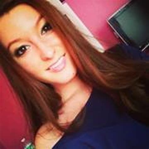 Stream Stephanie Restrepo 1 Music Listen To Songs Albums Playlists