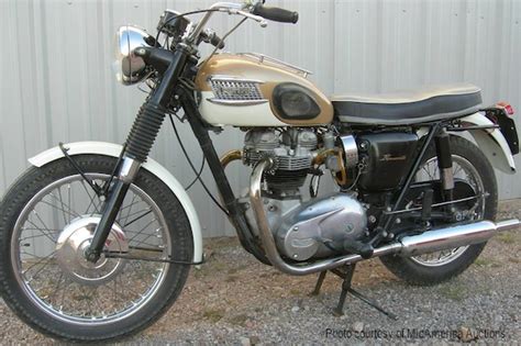 1964 Triumph Bonneville Webbikeworld