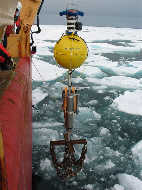 Hi Res Photo Steel ADCP McLane Labs