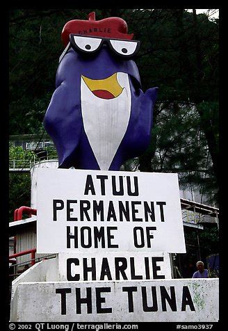 Picturephoto Statue Of Charlie The Tuna One Third Of Islanders Work