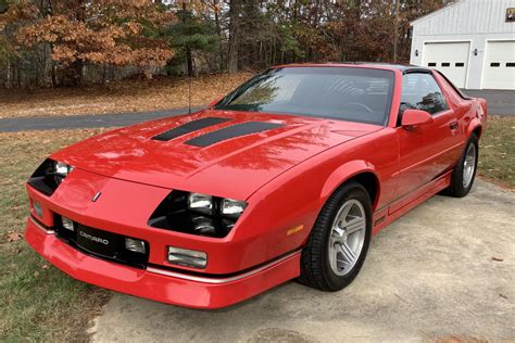 440 Mile 1989 Chevrolet Camaro Z 28 Iroc Z For Sale On Bat Auctions