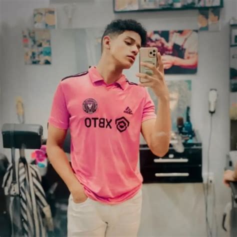 Taha Ahmed Tahaahmed3006 • Threads Say More