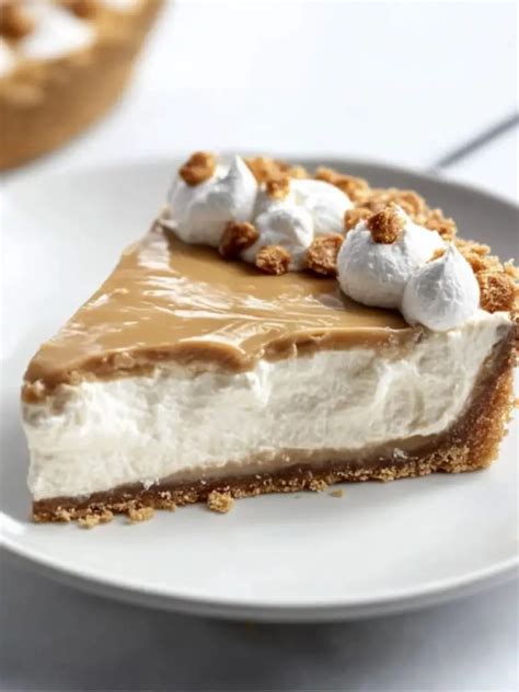 Irresistible Fluffernutter Pie