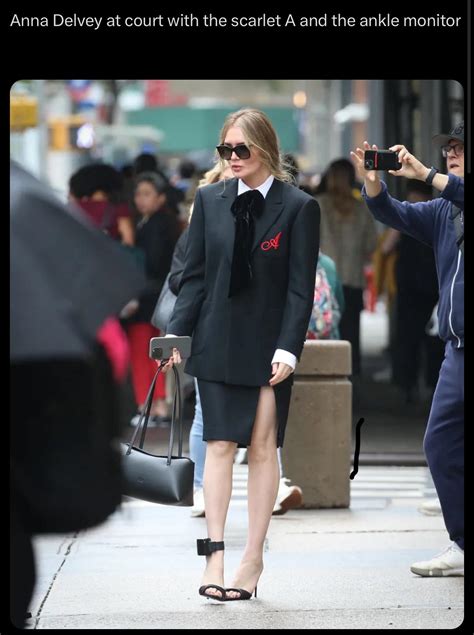 Free Anna R Redscarepod