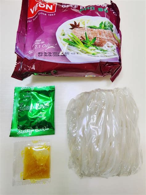 고수 넣어 먹는 인스턴트 베트남 쌀국수 완전 꿀맛