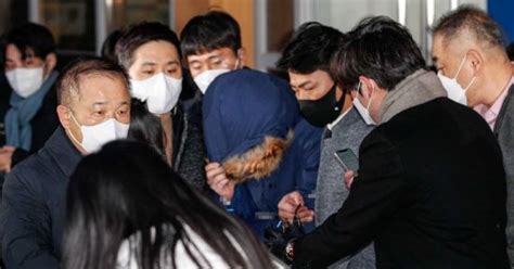 [단독] 횡령에 온 가족 합심 새롭게 드러난 오스템임플란트 사건 전말