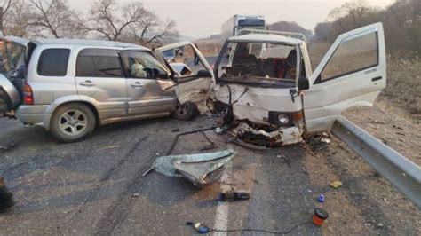 Выехал на встречку пять человек пострадали в ДТП на трассе в Приморье