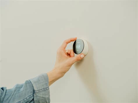 Turns Out Youve Been Putting Your Thermostat In The Wrong Place This