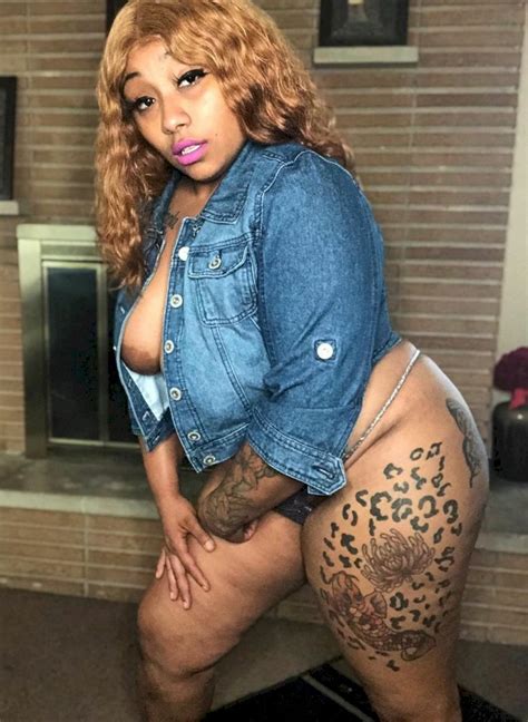 Layla Red 2 Shesfreaky