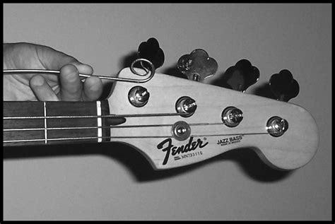 The Rock House Blog How To Change Your Bass Guitar Strings