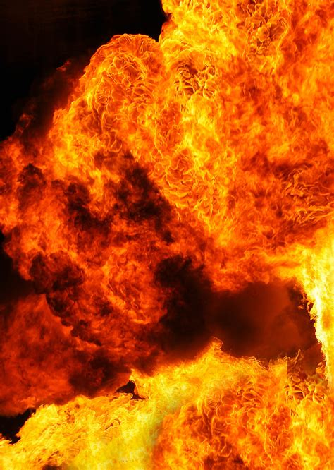 Mayday At The Bottom Of The World Hidden Compass