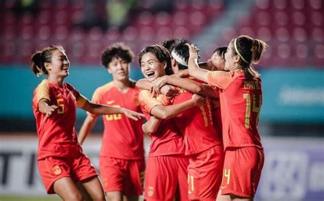 剑指亚运会金牌！中国女足握有“双王炸”利器，贾秀全已做好准备日本女足