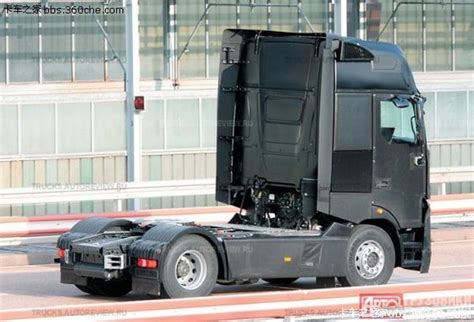 第三代axor面市 第四代驾驶室谍照曝光 奔驰axor 牵引车 卡车之家