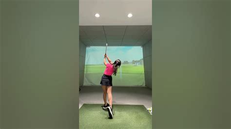 컨트롤 샷을 하시면 방향성과 비거리가 다 해결이되요🖤🩷klpga정혜윤프로 여자프로골퍼 Klpga Golfswing 프로골퍼 골프 골프프로 Youtube