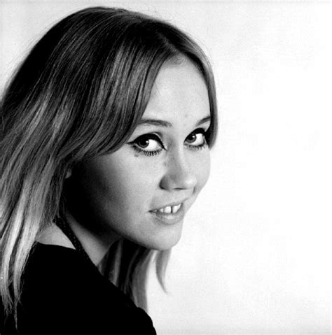 Rare Photos Of Agnetha Fältskogs Early Days As A Teenage Sensation