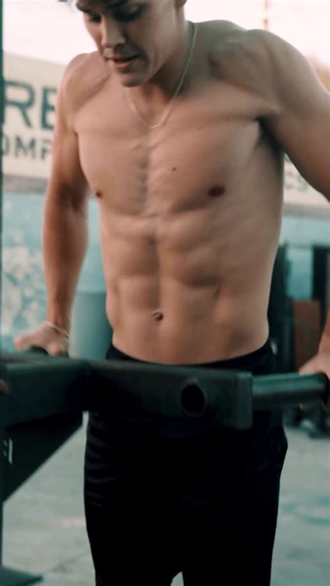 Alexissuperfans Shirtless Male Celebs Noah Beck Shirtless In Nocco