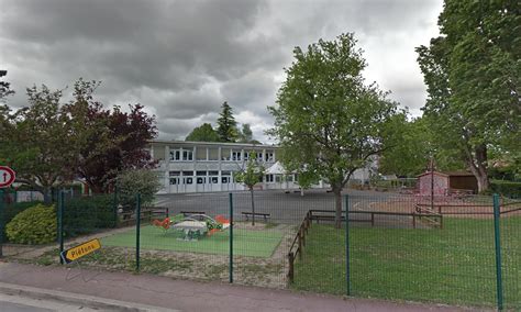 PÉTITION POUR AVOIR DAVANTAGE DANIMATEUR A LA CANTINE FCPE Paul