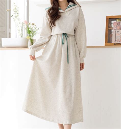 이힝 빅카라 맨투맨 밴딩 롱스커트 루즈핏 상하 트레이닝세트