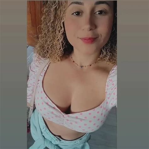 Fernanda Dos Santos Pariz Fernandapariz • Threads Say More