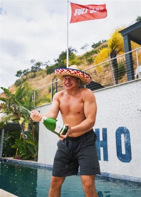 SteveWillDoIt Height Weight Age Girlfriend Facts Biography