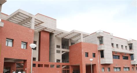 Iit Kanpur Offers New Comprehensive Ai Ml And Dl Certification Course Edtechreview