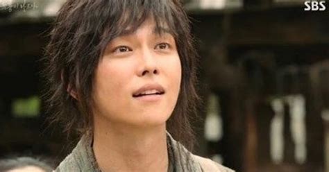 육룡이 나르샤 무휼 이초희 등장에 황홀한 표정