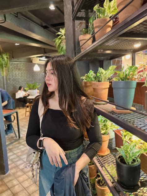 Ootd กระโปรงยีนส์สาวอวบ 70 แกลเลอรีที่โพสต์โดย นาระชา Lemon8