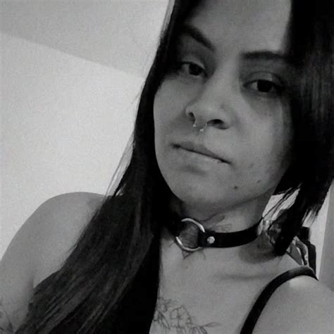 𝕬𝖉𝖗𝖎𝖆𝖓𝖆 🦇 Adrianadesouls • Threads Say More