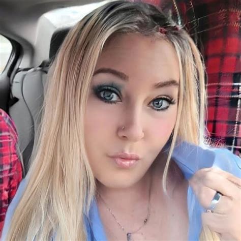 Bobbi Roberts Bobbimartin61 • Threads Say More