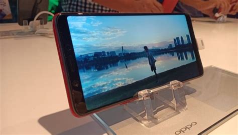 Oppo F Youth Smartphone Selfie Full View Display Dengan Ai Beauty Gadgetren