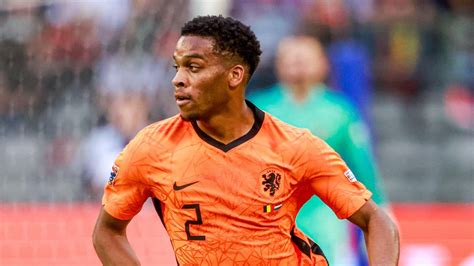 Man Utd Transfer News Ajax Boss Breaks Silence On Double Jurrien Timber Antony Swoop