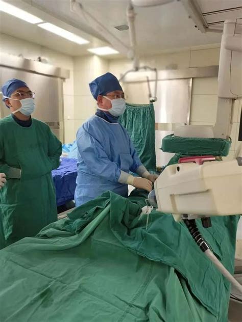 新闻动态中国医学科学院肿瘤医院山西医院山西省肿瘤医院介入治疗科成功完成医院首例上腔静脉滤器置入术 新闻动态