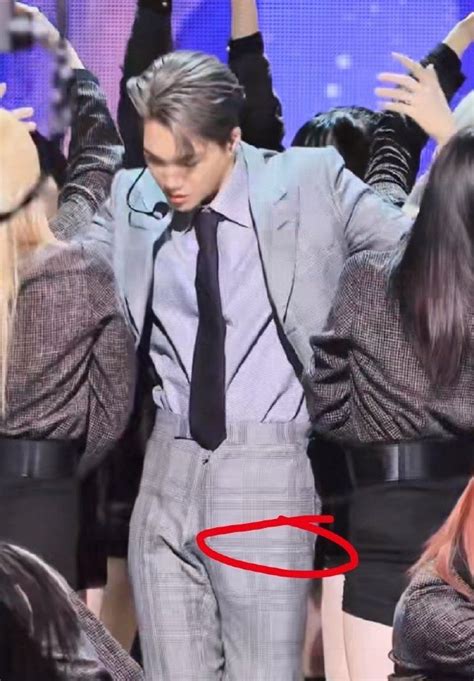 Sm家的男愛豆親身示範！大家一起理直氣壯來找襯衫夾！ㅋㅋㅋㅋㅋㅋ~ Sarangoppa