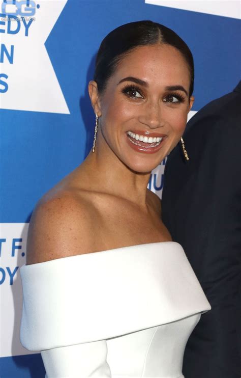 Meghan Markle Nackt Nacktbilder Playbabe Nacktfotos Fakes Oben Ohne