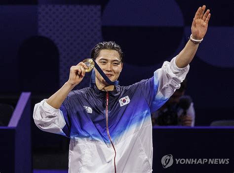 오상욱 파리 올림픽 한국 대표팀 첫 금메달 연합뉴스
