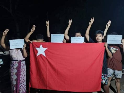 ဇေယျာတိုင်းရဲ့ ၅ သပိတ် စစ်ကြောင်းက စစ်အာဏာရှင် တော်လှန်ရေး ညသပိတ် ပြုလုပ် Khit Thit Media