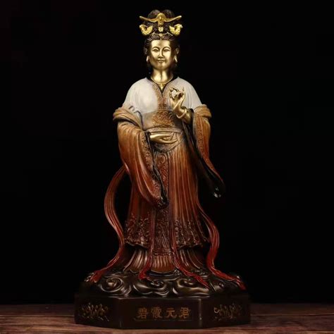 泰山碧霞元君图片 真正的泰山奶奶像 伤感说说吧