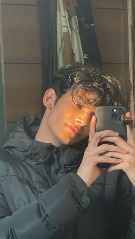 Pin By Disinvestment Elemental On Elemental Society Cute Indian Guys